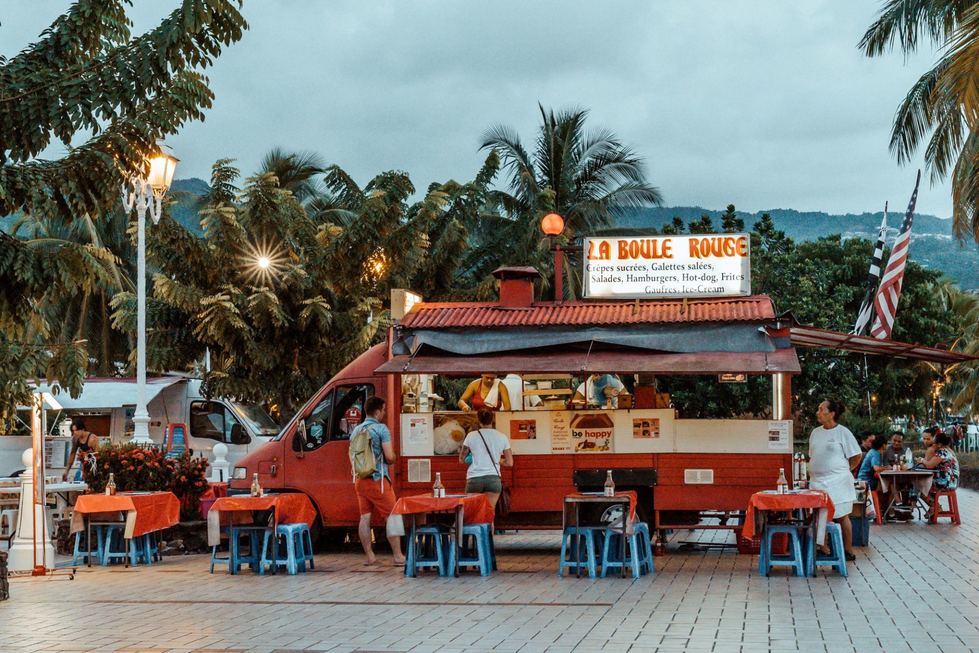 5 Gründe, warum sich eine Reise nach Tahiti lohnt » atambo tours